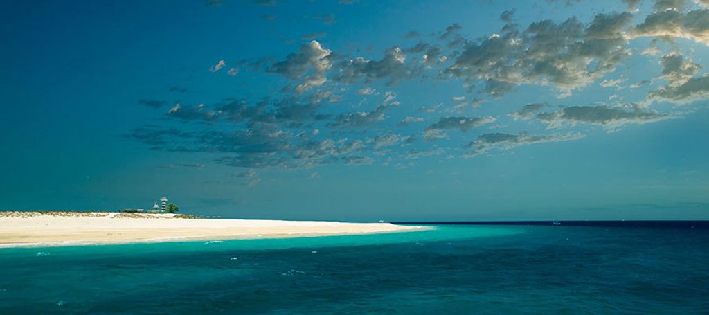 Kenny Visits First Coastal Conservation Reefs