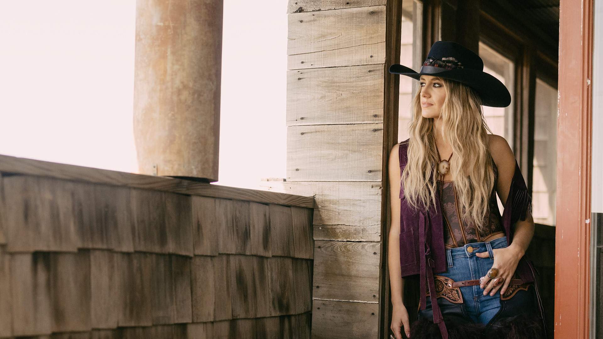 The Official Website Of Lainey Wilson