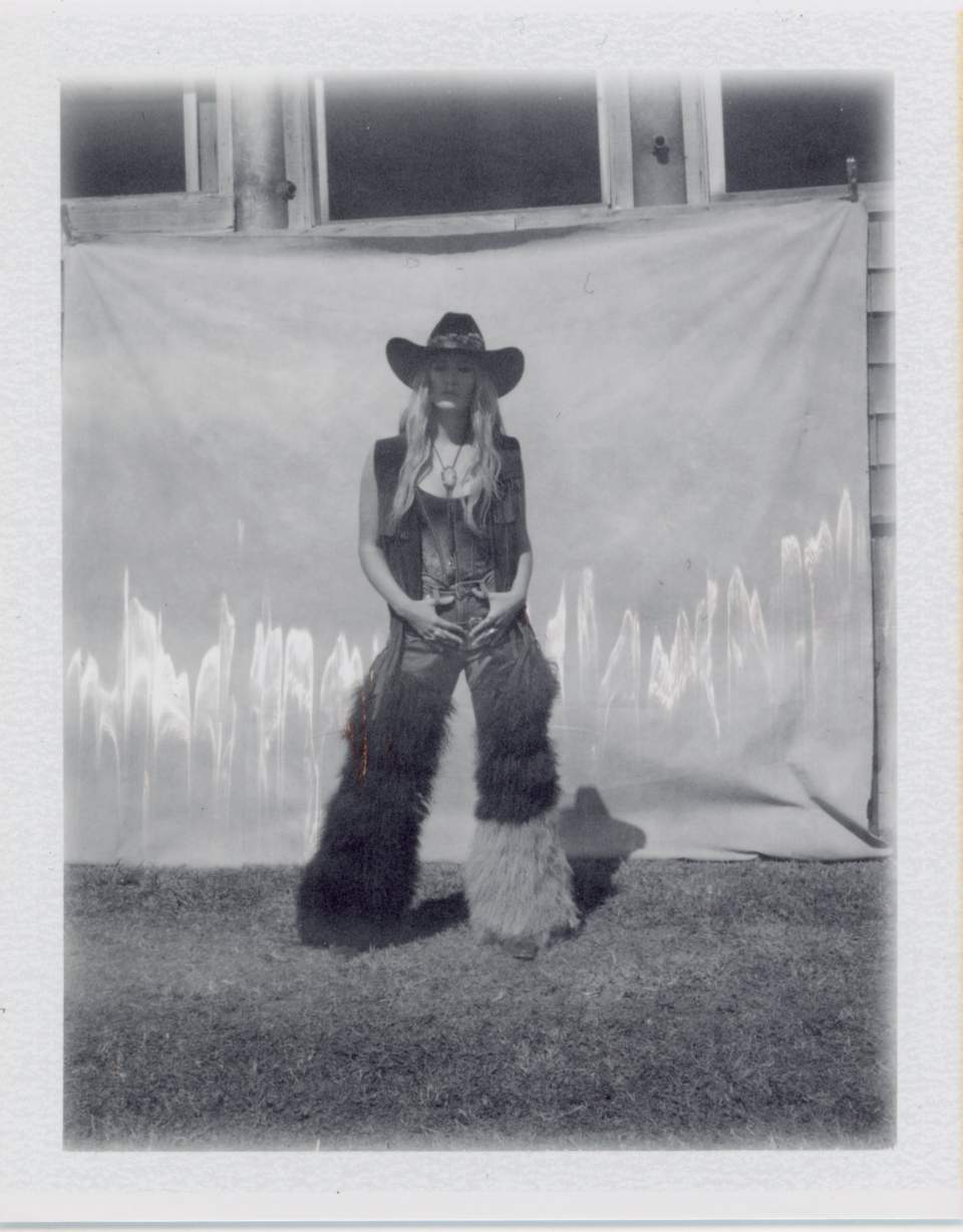 Stable | Lainey Wilson