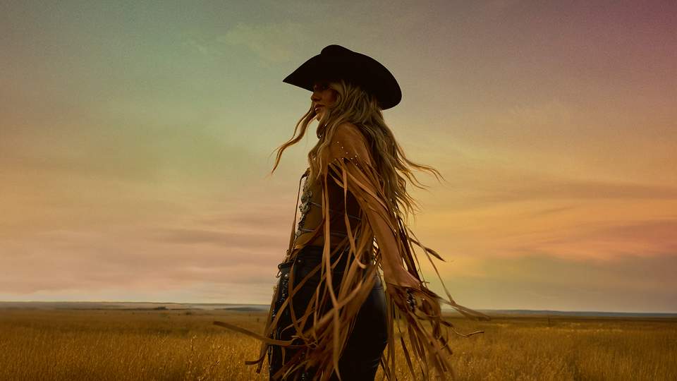 The Official Website Of Lainey Wilson